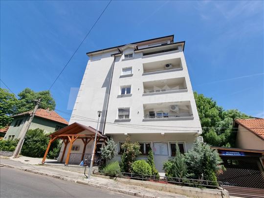 Garsonjera na Karaburmi