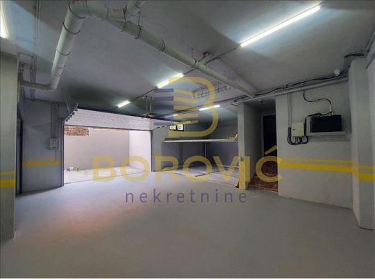Kluz, 13m2, parking mesto klackalica