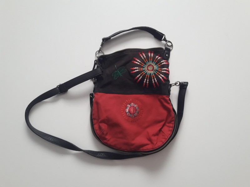 Letnja Desigual torba