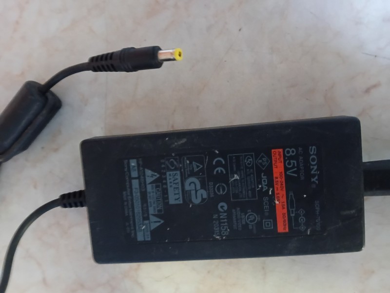Sony 8.5v5.65a SCPH 70100