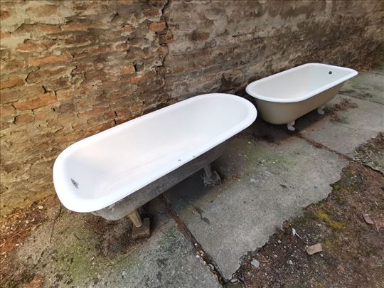 2 retro tučane samostojeće kade