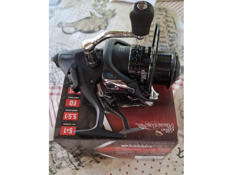 CARP EXPERT FEEDER NEO 5000
