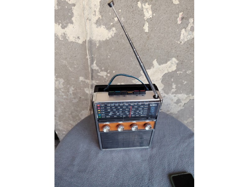 Aiwa 6 band AR-161 multibend prijemnik
