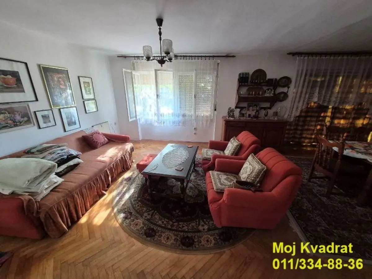 Prodaja, kuća, 194m², Ruma, Srbija