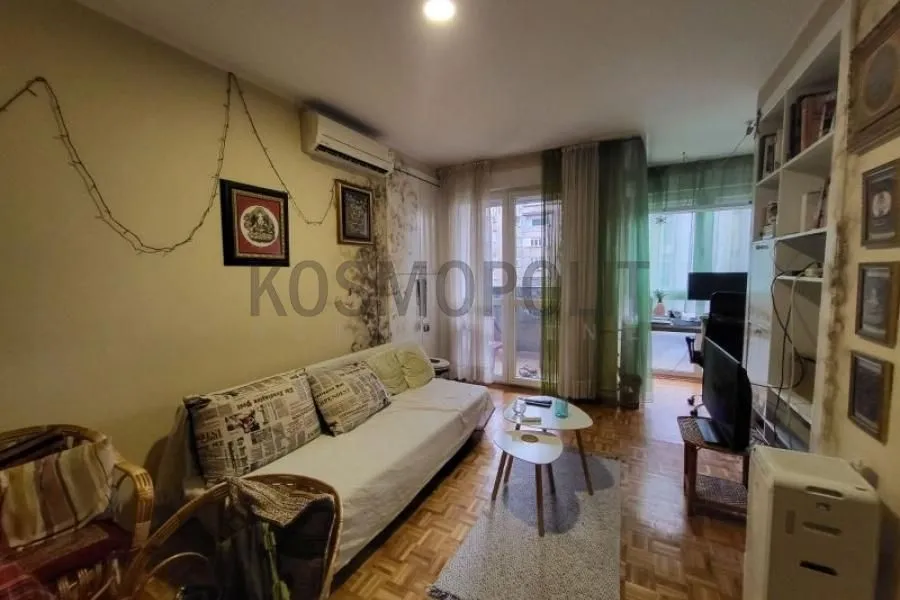 Prodaja, dvosoban stan, 60m², Savski Venac, Beograd