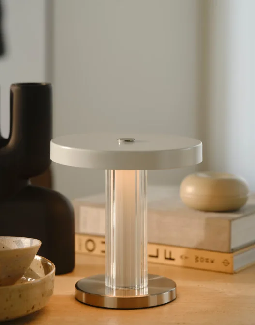 Design For The People Trezzi Portable stona lampa bela