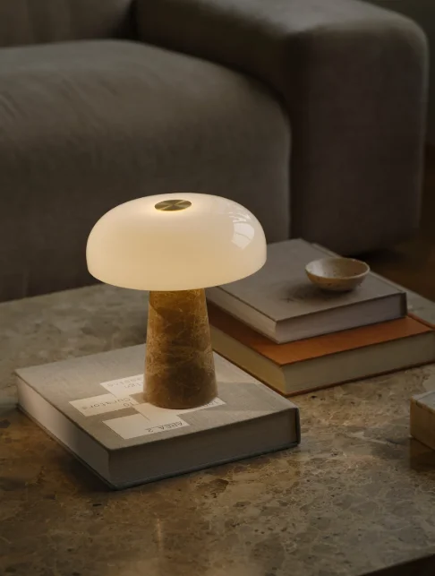 Design For The People Glossy Mini stona lampa bež