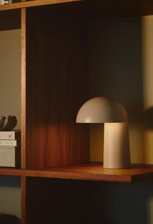 Design For The People Faye Portable stona lampa bež