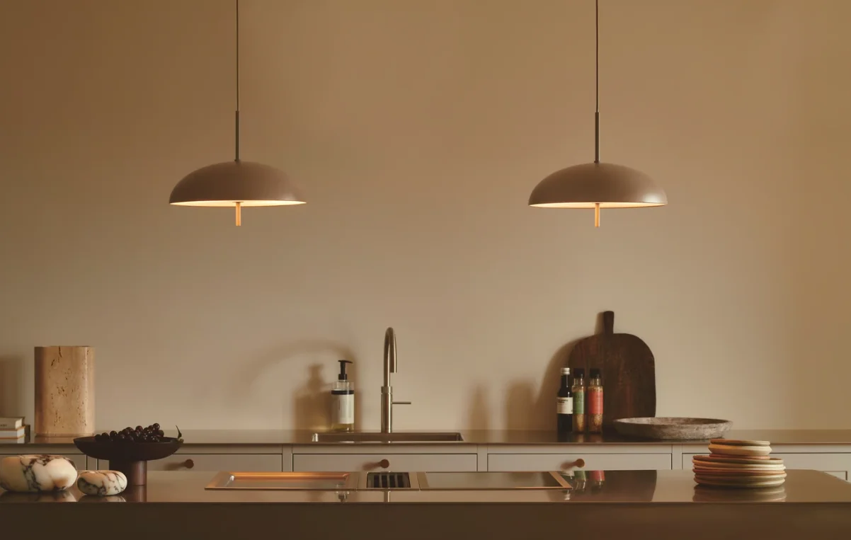 Design For The People Versale 35 visilica braon