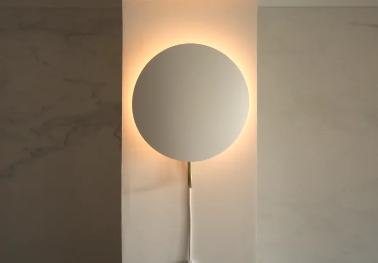 Design For The People Spargo zidna lampa bela/mesing