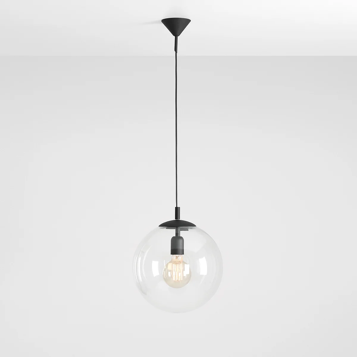 Artera Globe visilica crna