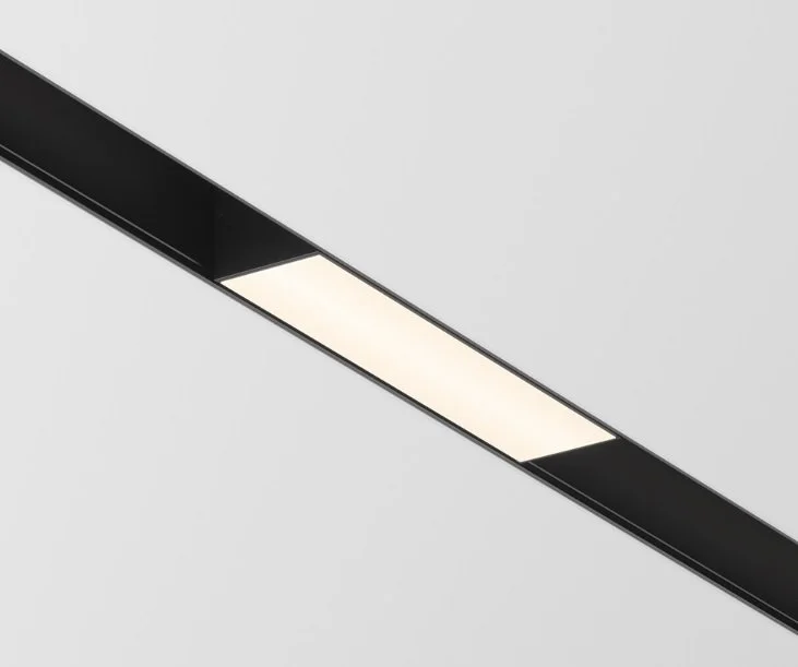 Maytoni BASIS Crna Magnetni Sinski Reflektor