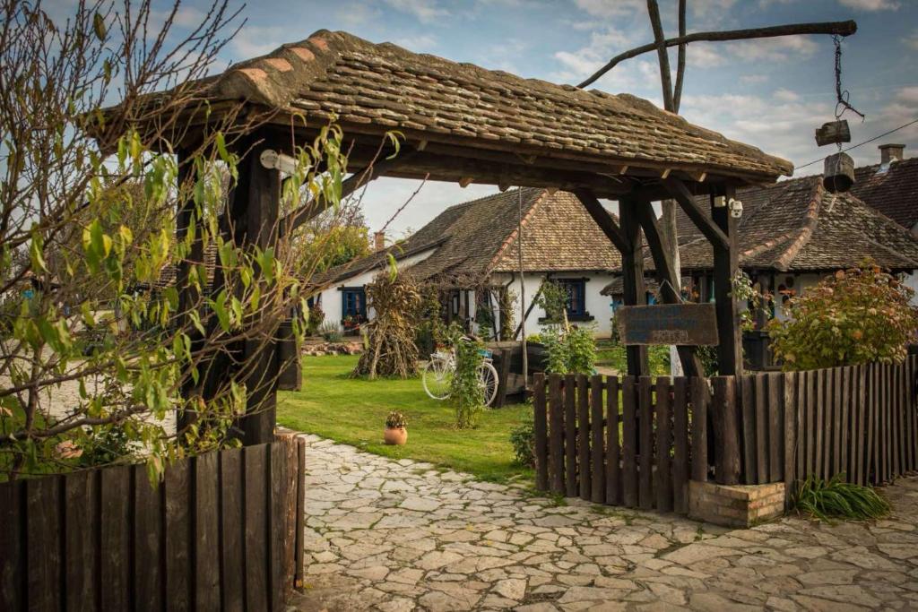 Etno Park Avlija Glušci