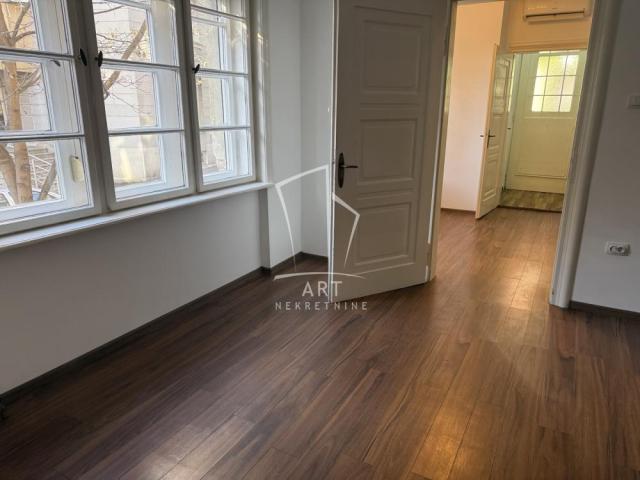 Nebojšina, Poslovni prostor 47,5m2 ID#9076