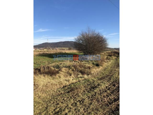 Avala, velik plac na prodaju, 50a57m2, Pinosava