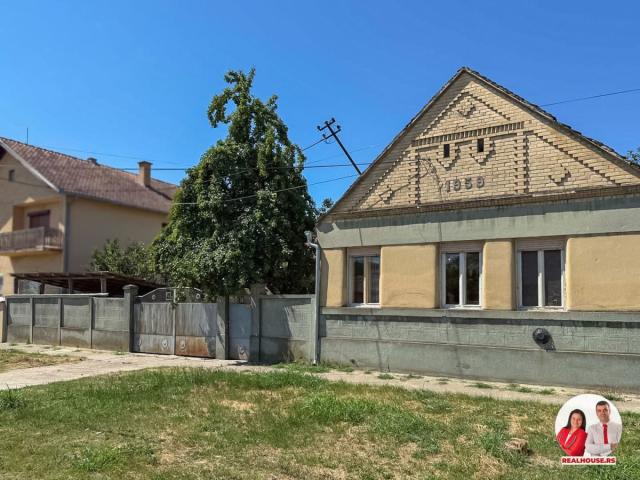Kuća na selu u Begeču na 16 km od NS