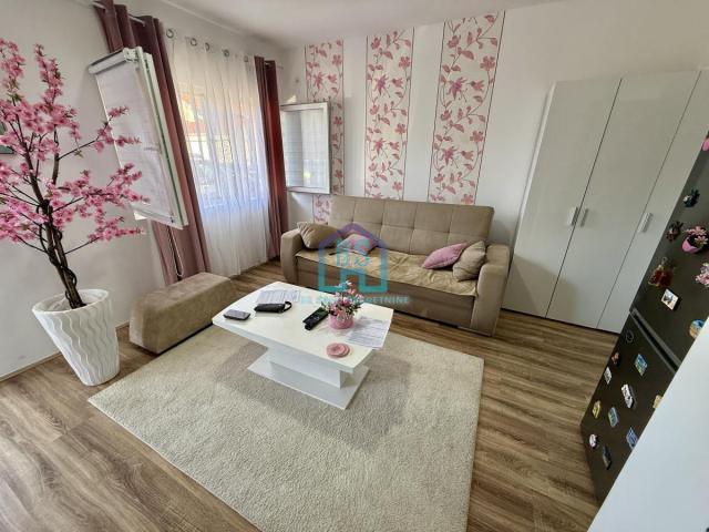 Kompletno nameštena garsonjera – 26 m²
