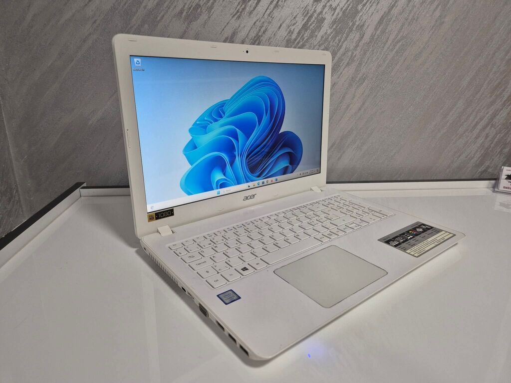    ACER ASPIRE F5-573 – POUZDAN LAPTOP ZA POSAO, ŠKOLU I SVAKODNEVNU
