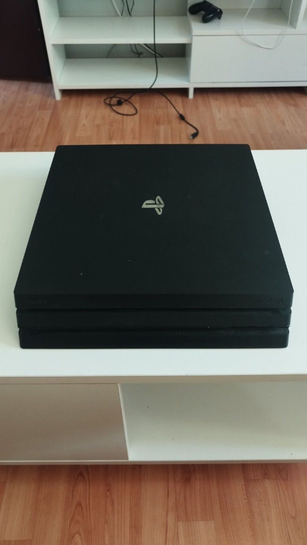 Sony PlayStation 4 Pro (PS4 Pro) konzola, crna. - Model sa