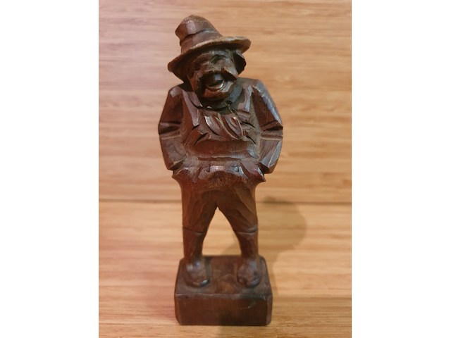Mala drvena figura