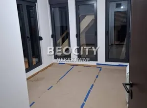 Prodaja Stan - Beograd, Surčin Centar