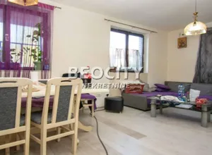 Prodaja Vila - Beograd, Surčin Centar