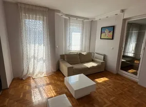 Izdavanje Stan - Beograd