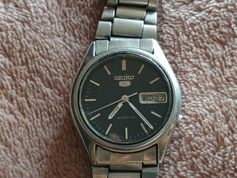 Seiko 5 automatic (7009A) crni cifer