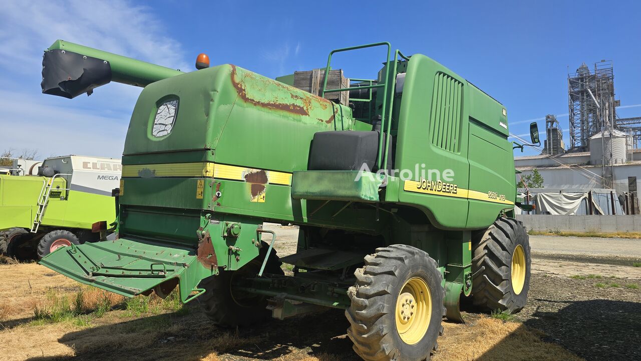 John Deere 9560 WTS kombajn za žito