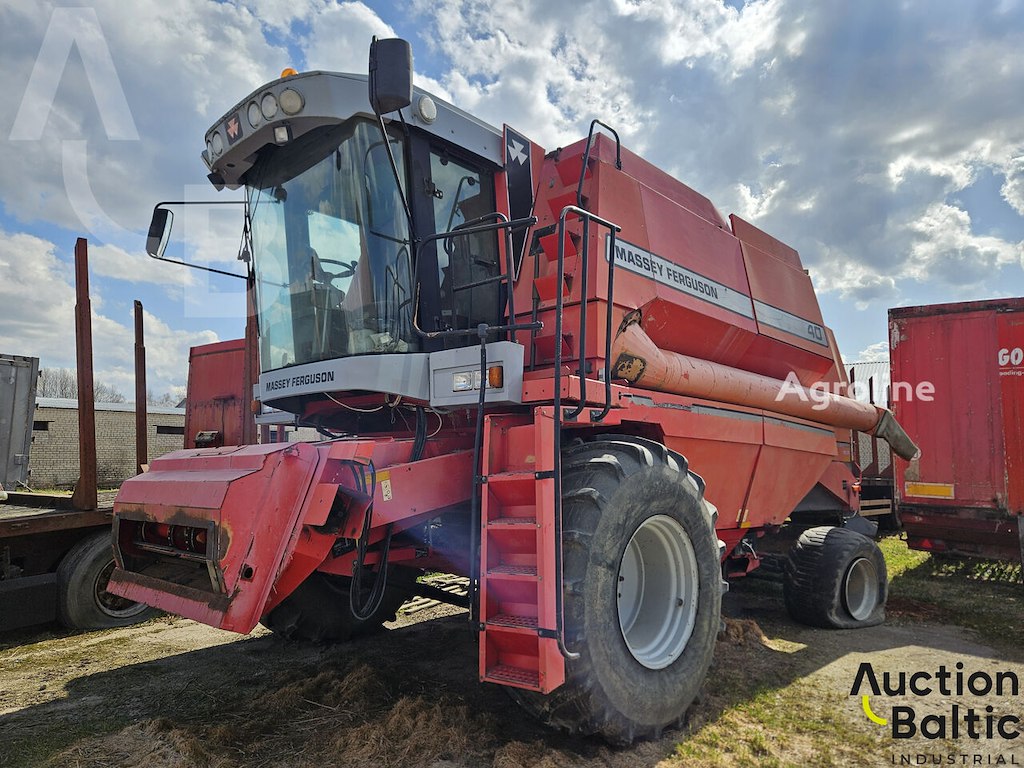 Prodaje se Massey Ferguson 40 kombajn za žito na aukciji