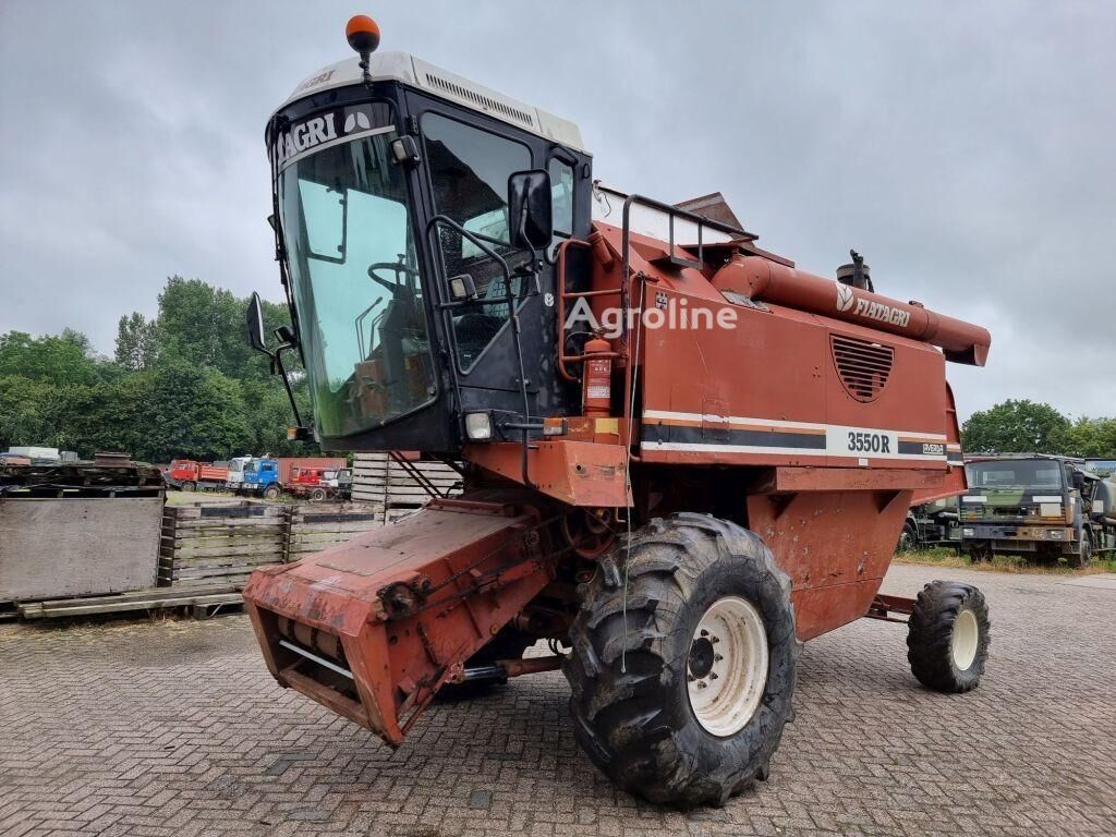 Laverda 3550 R Laverda 3550 R combine harvester 1989 – Combine - 130 HP kombajn za žito