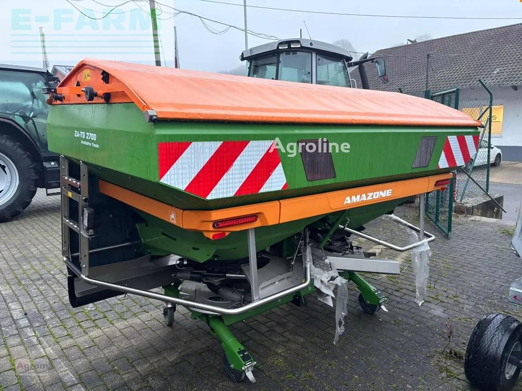 Amazone za-ts 2700 nošeni rasipač
