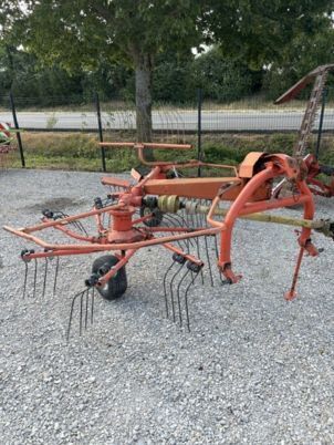 Kuhn GA402N sakupljač sena