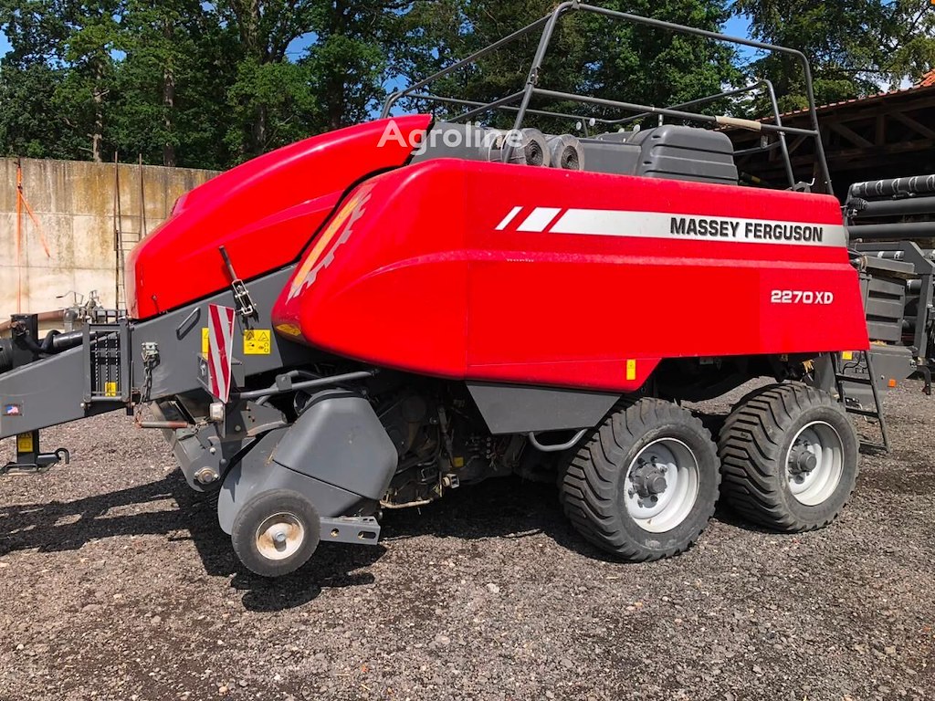 Massey Ferguson 2270 XD balirka za četvrtaste bale