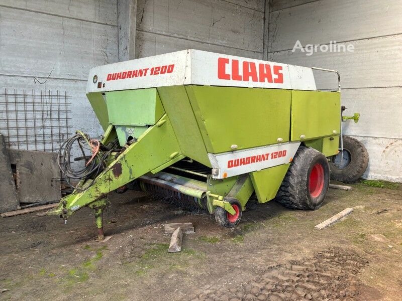 Prodaje se Claas Quadrant 1200 balirku za četvrtaste bale na aukciji