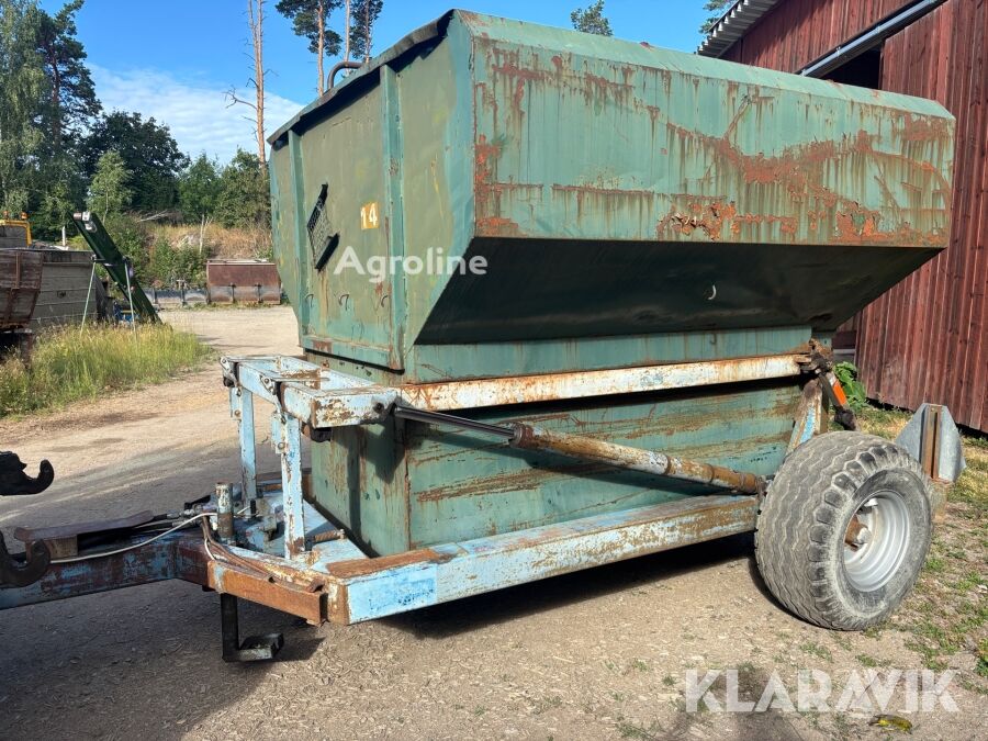 Prodaje se Överum Bygelkärra Överum med flera burkar/flak traktorsku prikolicu na aukciji