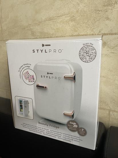 Stylpro kozmeticki frizider