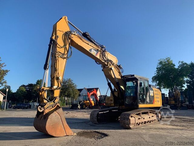 Lančani bager
Caterpillar 330F VAH