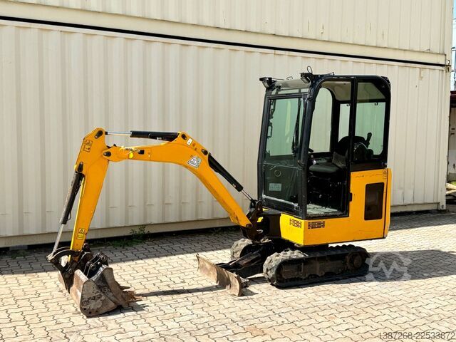 Mini bager
JCB 15C-1 / 982 H / 3 x Löffel / Kabine
