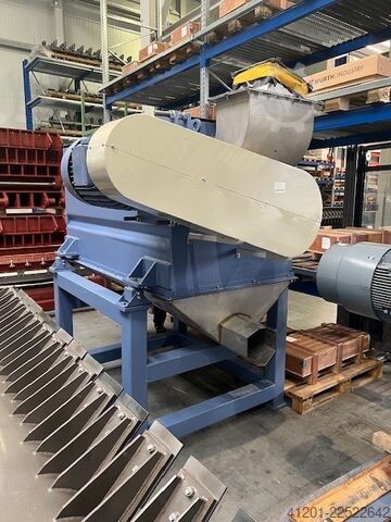 Centrifugalna sušilica za sušenje veša/ Hemijsko čišćenje
HERBOLD T800