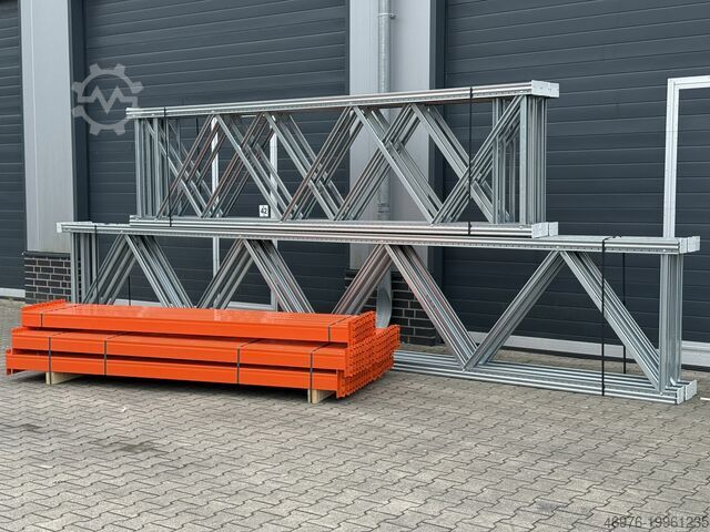 High-bai skladište paleta regali sistem
Vogelsang NS/ Regallänge: 5,61 lfm. St.: 6.200 x 1.100 mm/ St.: 2.700 mm