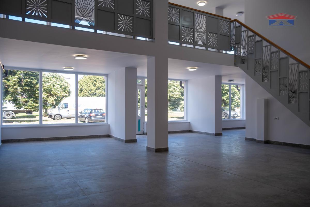 Lokal za izdavanje, Veternik, Novi Sad, 123m², 1.500 €/mes