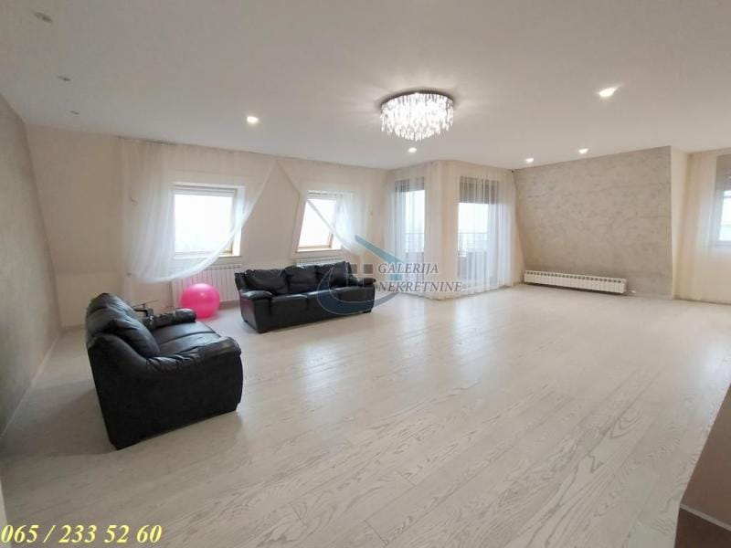 Višesoban stan za izdavanje, Dedinje, Beograd, 369m², 5.000 €/mes