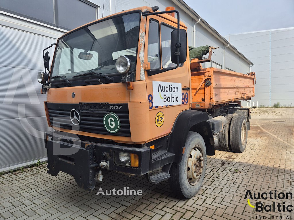 Prodaje se Mercedes-Benz 1317 kiper na aukciji
