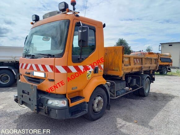 Prodaje se Renault MIDLUM kiper na aukciji