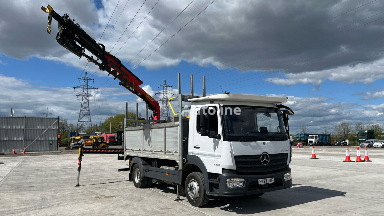 Prodaje se Mercedes-Benz Atego 1223 kamion s ravnom platformom na aukciji