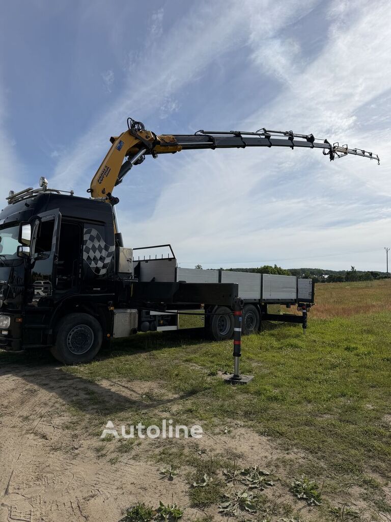 Mercedes-Benz Actros 3332 kamion s ravnom platformom