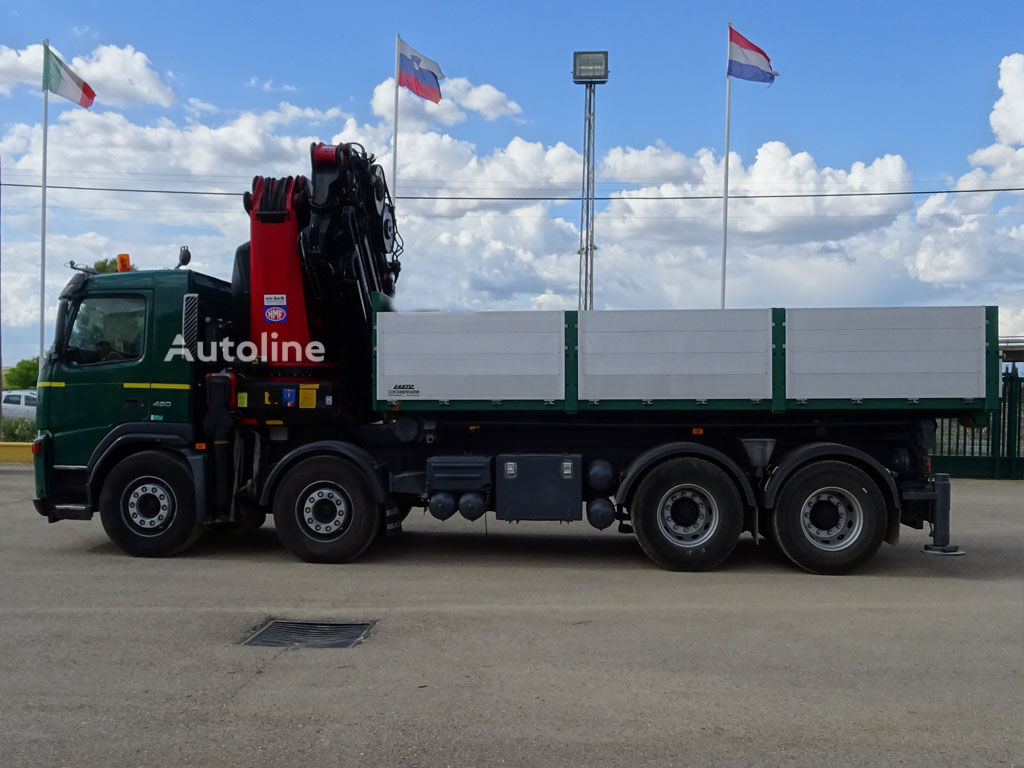Volvo FM12 420 kamion s ravnom platformom