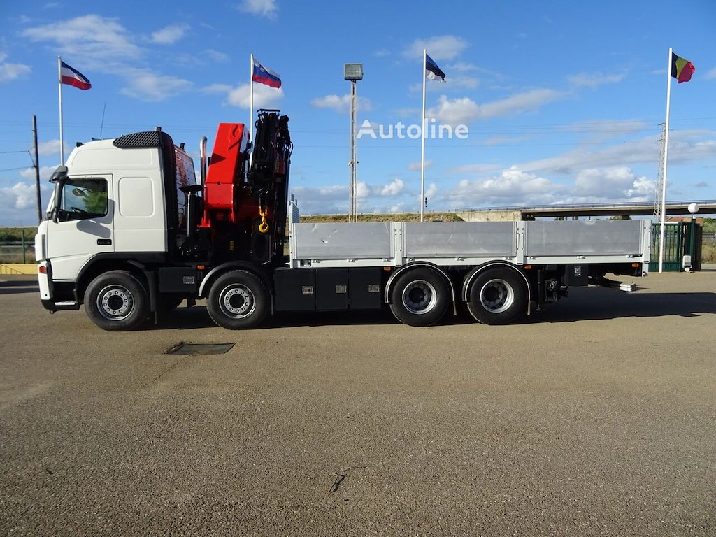 Volvo FH 400 kamion s ravnom platformom