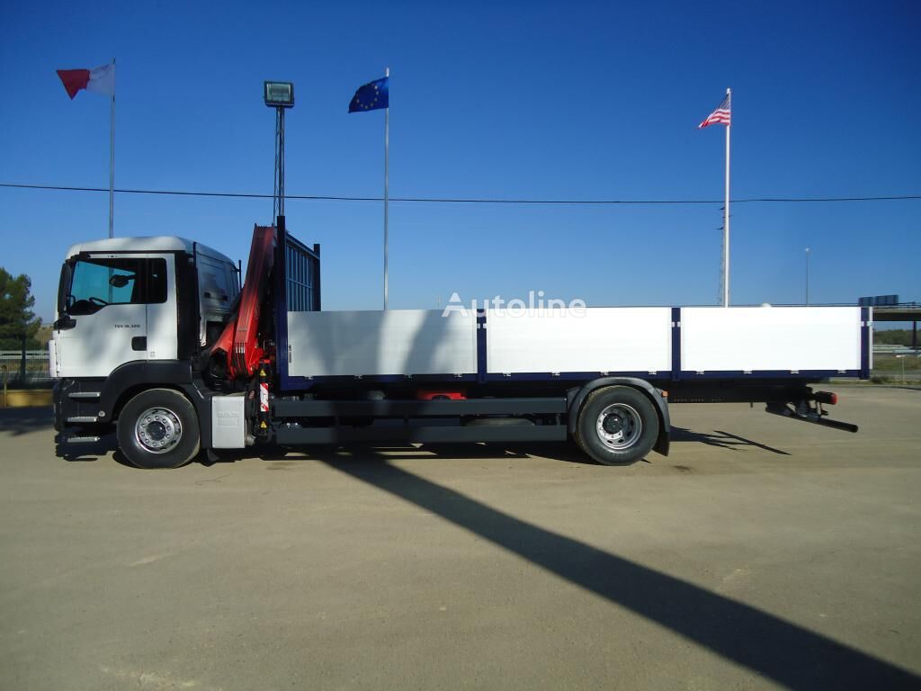 MAN TGS 18 320 kamion s ravnom platformom